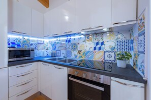 Casa, 2 quartos, ar condicionado, vista para o vale | Cozinha privada | Um frigorífico/congelador grande, um micro-ondas, um forno 
