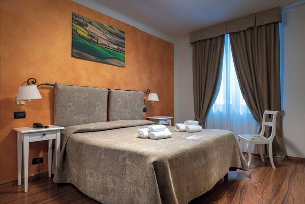 Arcobaleno Boutique Hotel - Сиена