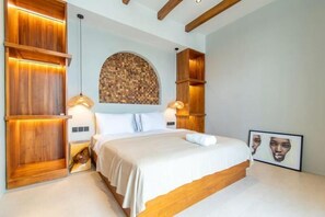 Vila superluxo, sacada, vista para a cidade | Lençóis italianos Frette, roupas de cama premium, edredons de pluma