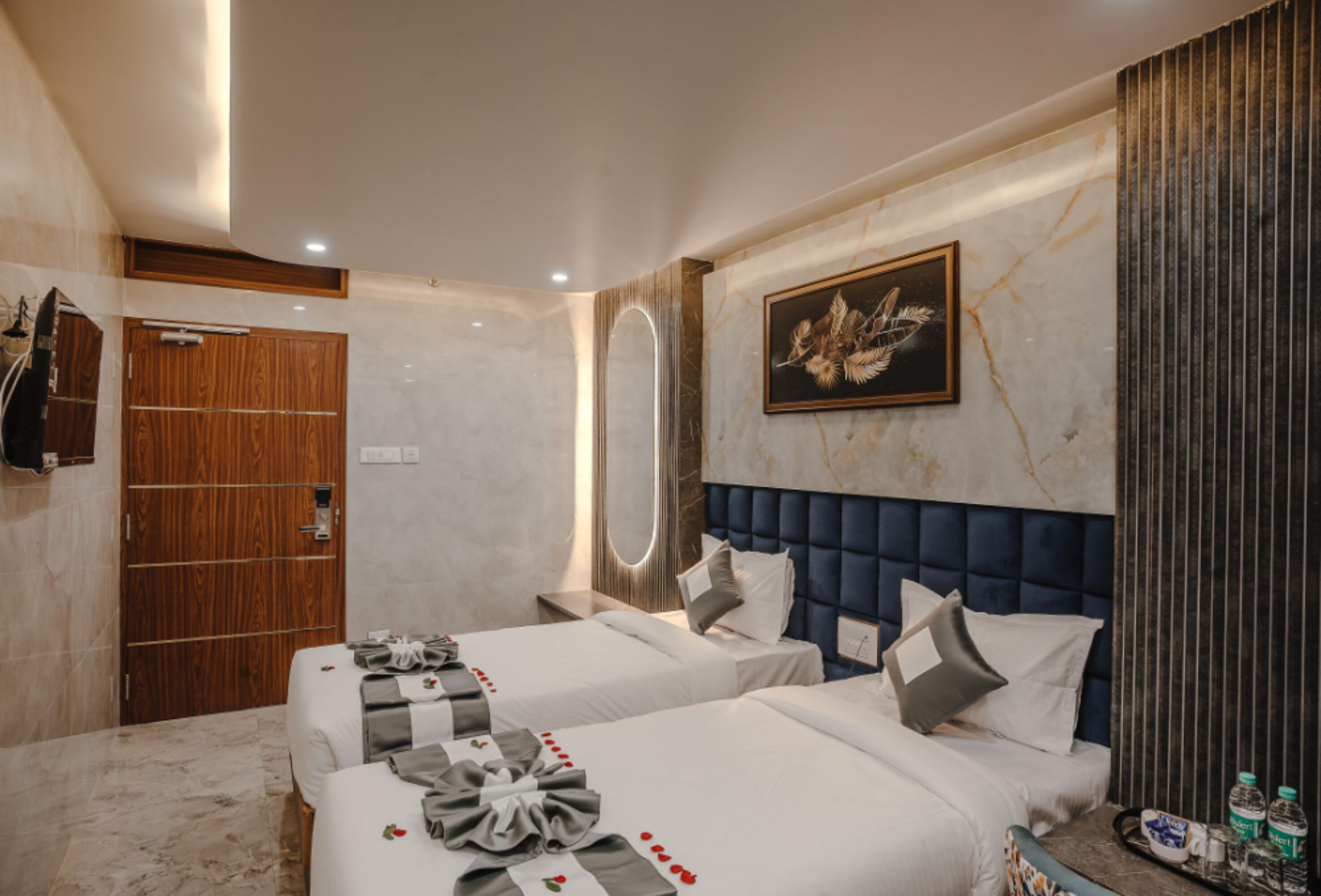 Quarto casal luxo, vista para a cidade | Escrivaninha, Wi-Fi de cortesia