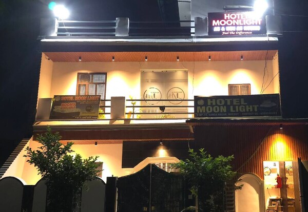 Hotel Moonlight Meerut - Meerut