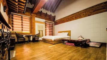 Quarto Duplo Deluxe, varanda, vista para a montanha | Wi-fi grátis