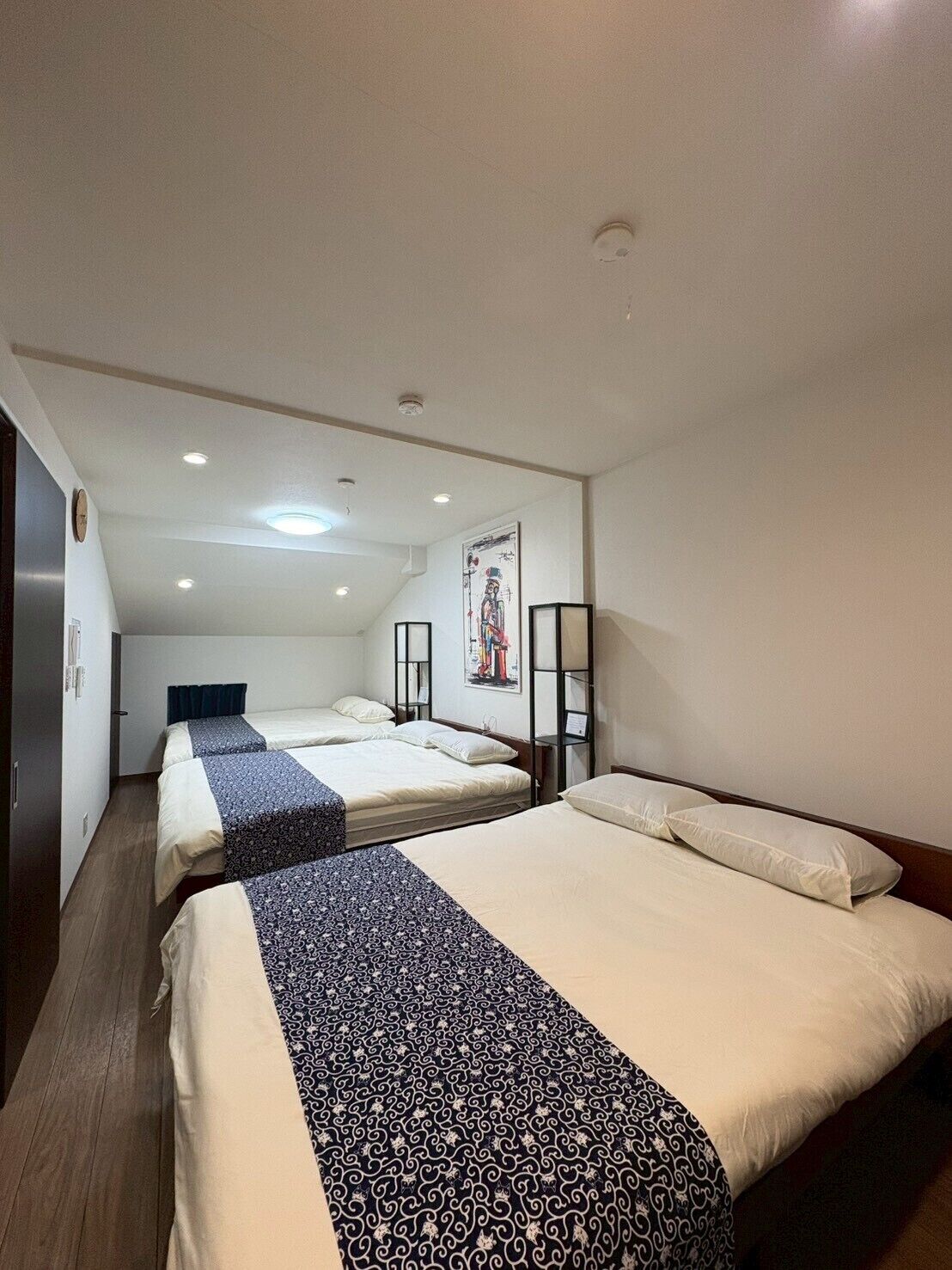 Casa Deluxe, varanda | Cortinas/cortinados opacos, ferro/tábua de engomar, Wi-fi grátis 