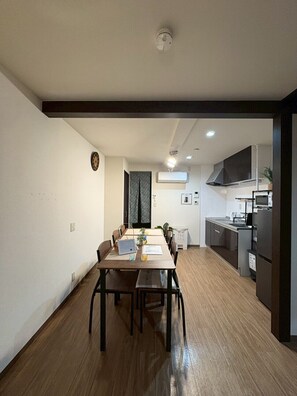 Casa Deluxe, varanda | Restaurantes