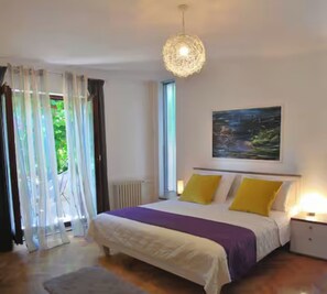 Apartamento Comfort, 1 quarto, casa de banho privativa, vista para o jardim | Vista do quarto