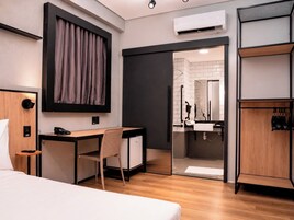 Quarto, 1 cama de casal, acessível