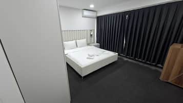 Cortinas/cortinados opacos, quartos insonorizados