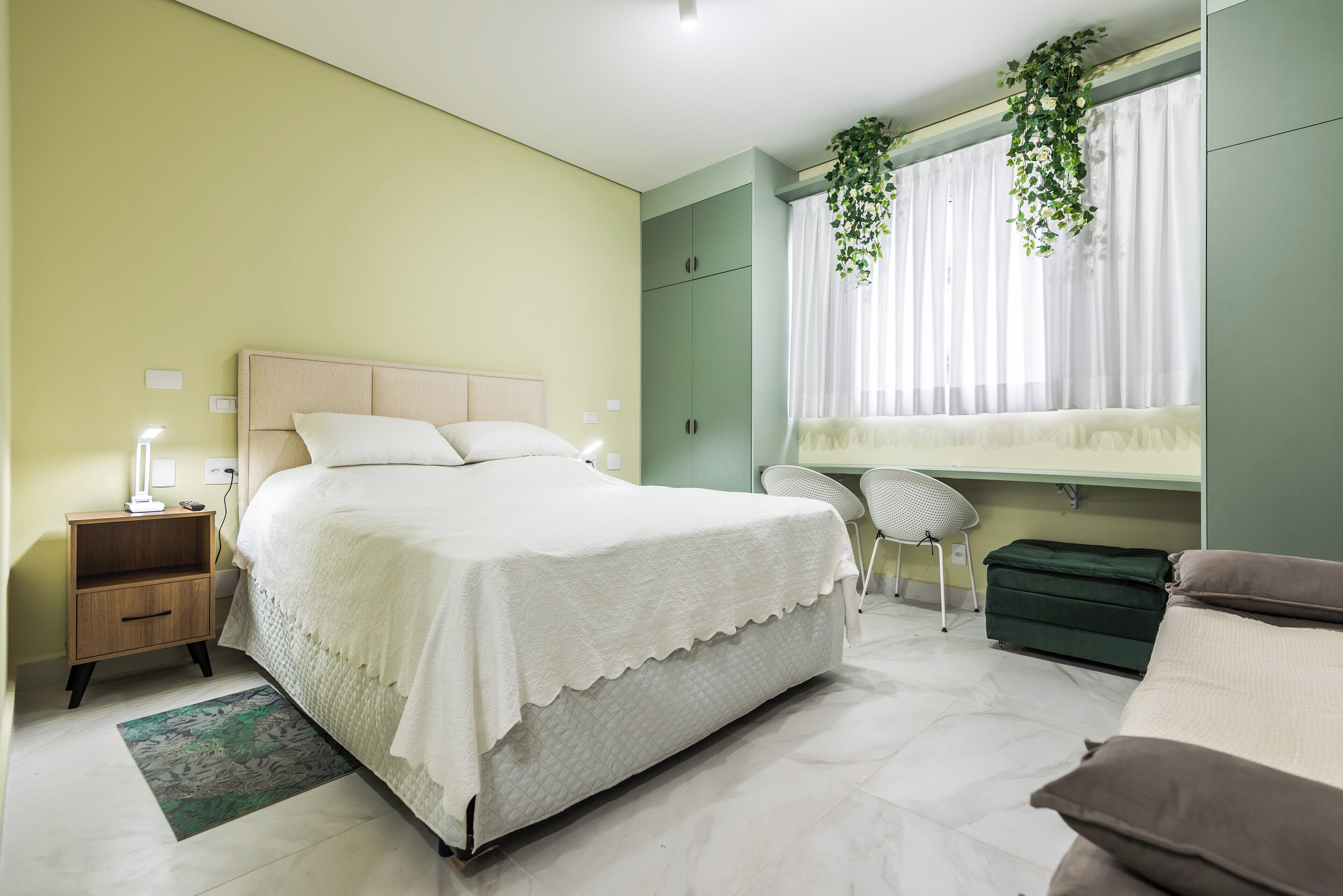 Apartamento clássico | Wi-Fi de cortesia, roupa de cama