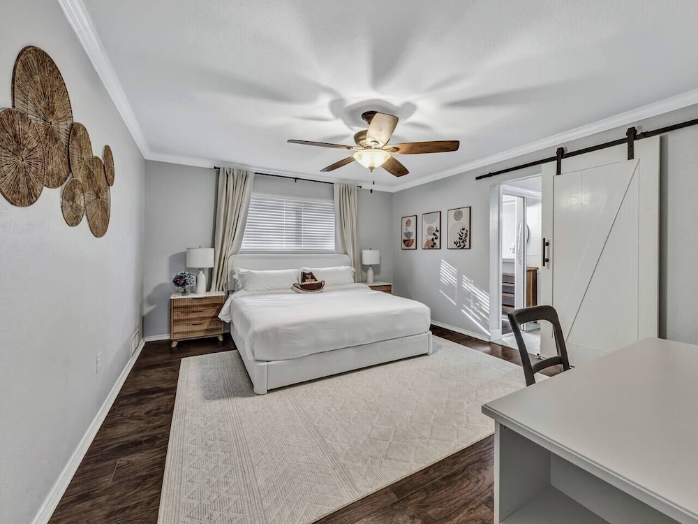 Allen Family Oasis - Kid-Friendly Home with Backyard Retreat Near Allen ...