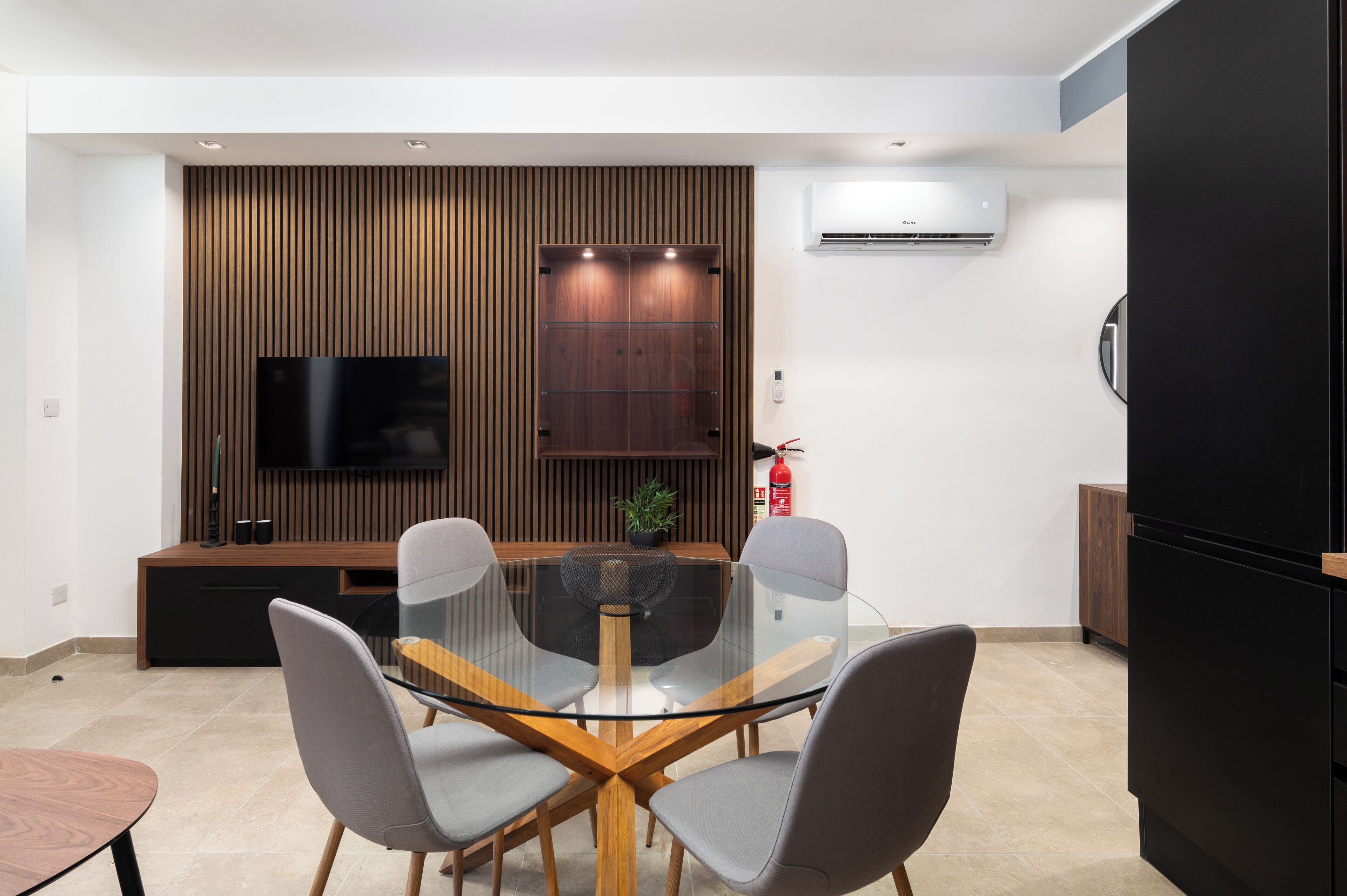 Apartamento, Vista para a cidade | Restaurantes