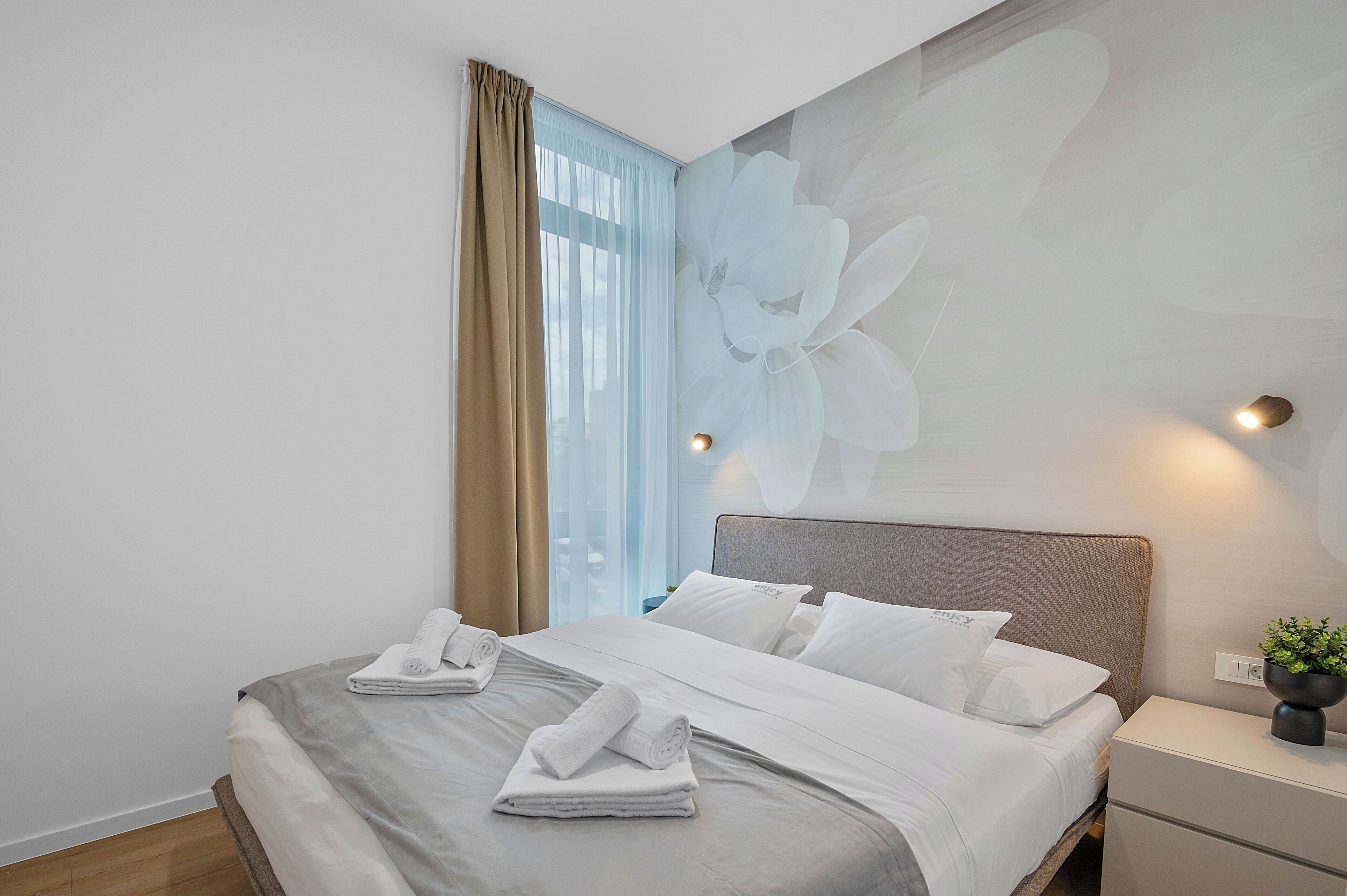 Suíte estúdio exclusiva | Cofres nos quartos, ferros/tábuas de passar roupa, Wi-Fi de cortesia