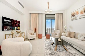 Apartamento, varanda | Sala de estar