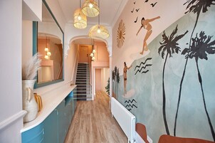 Quarto Quádruplo Deluxe, casa de banho anexa | Lobby