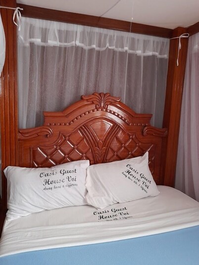 Oasis Guest House Voi