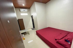 Quarto Duplo Deluxe | Roupa de alta qualidade, Wi-fi grátis, roupa de cama fornecida 