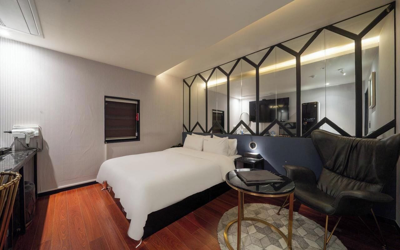 Quarto Duplo Empresarial (LG Styler) | Wi-fi grátis 