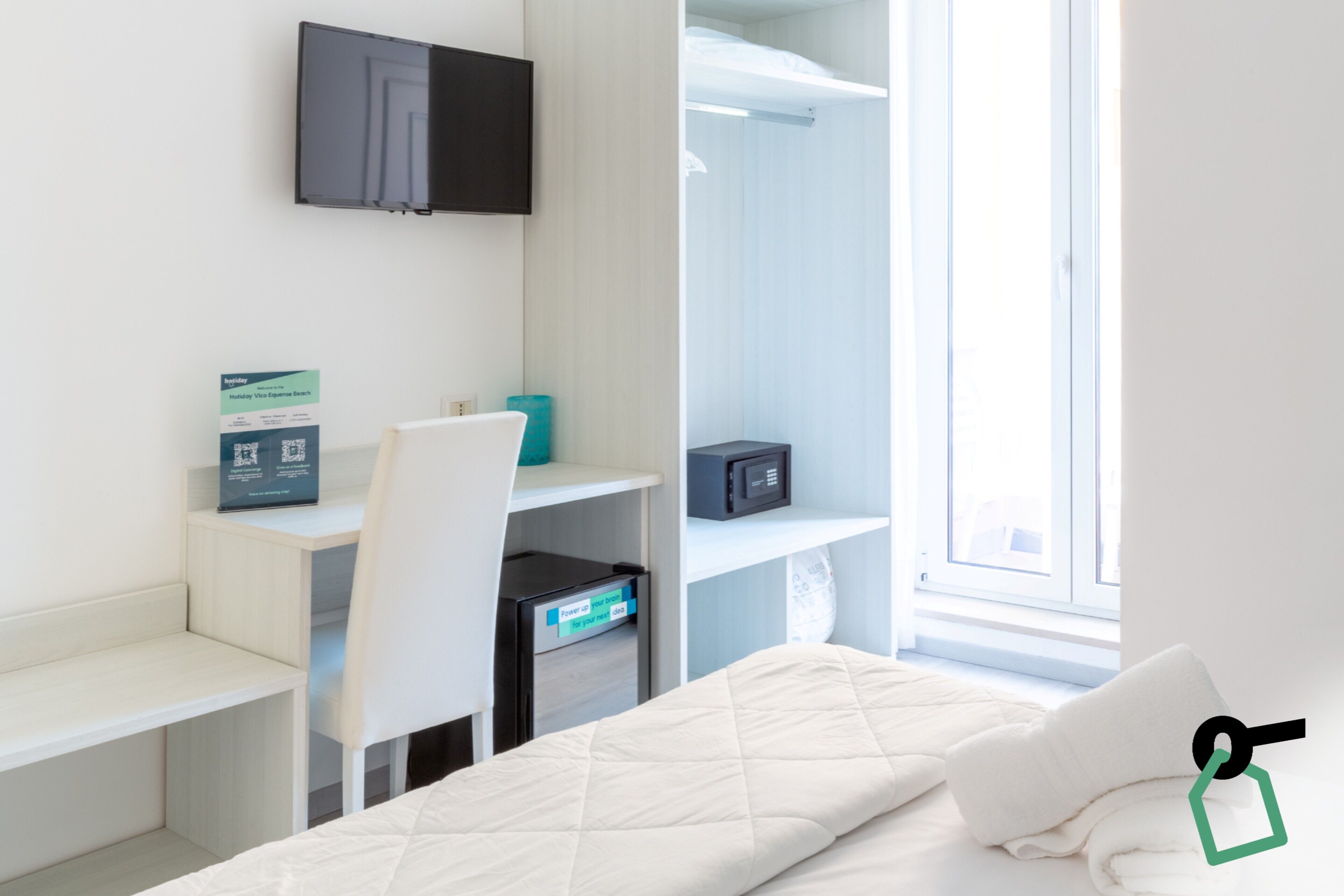 Quarto Duplo ou Twin Standard | Minibar, cofre no quarto, Wi-fi grátis, roupa de cama fornecida 