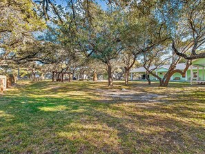 Casa, 2 quartos | Terrenos do alojamento