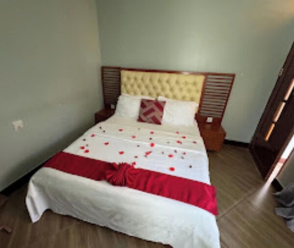 Br Hotel & Apartments - Dar es Salam
