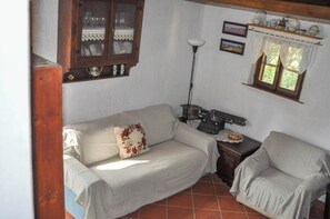 Casa, vista para o jardim | Sala de estar
