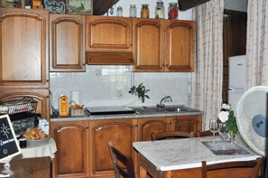 Casa, vista para o jardim | Restaurantes