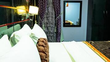 Cofre com capacidade para portátil, Wi-fi grátis