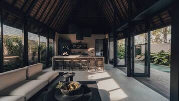 Villa de Luxo, vista para a piscina | Sala de estar