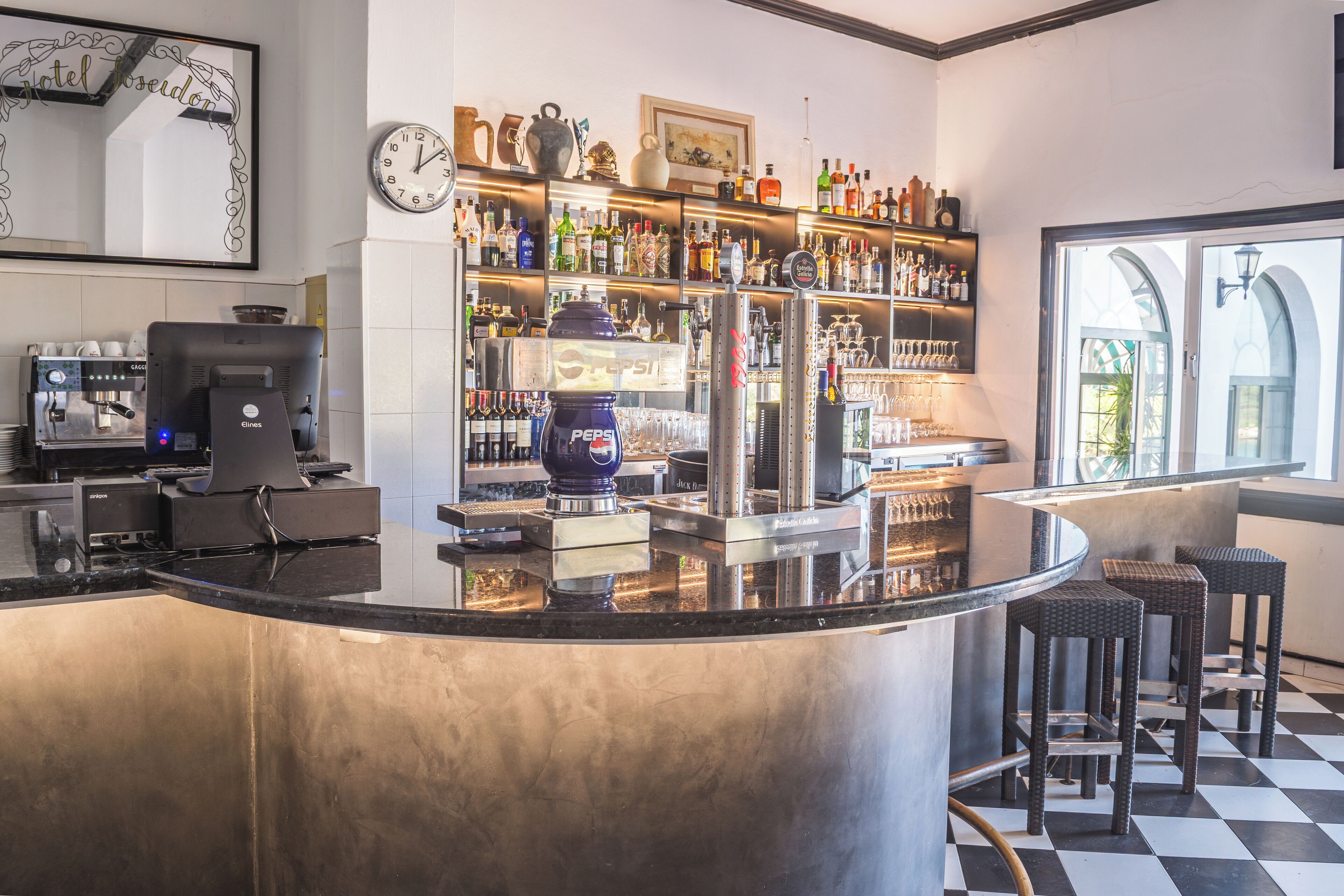 Bar (no alojamento)