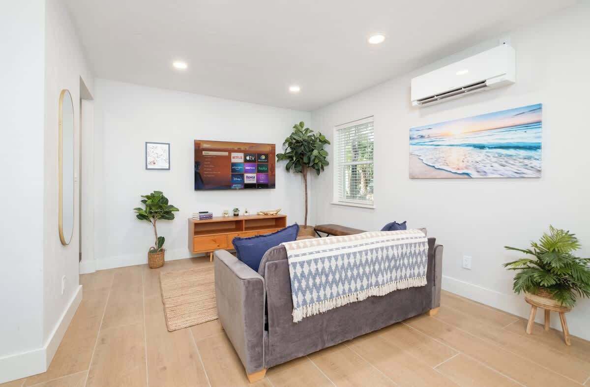 New | Walk To Uf/stadium Near Ufhealth/downtown - Gainesville, FL