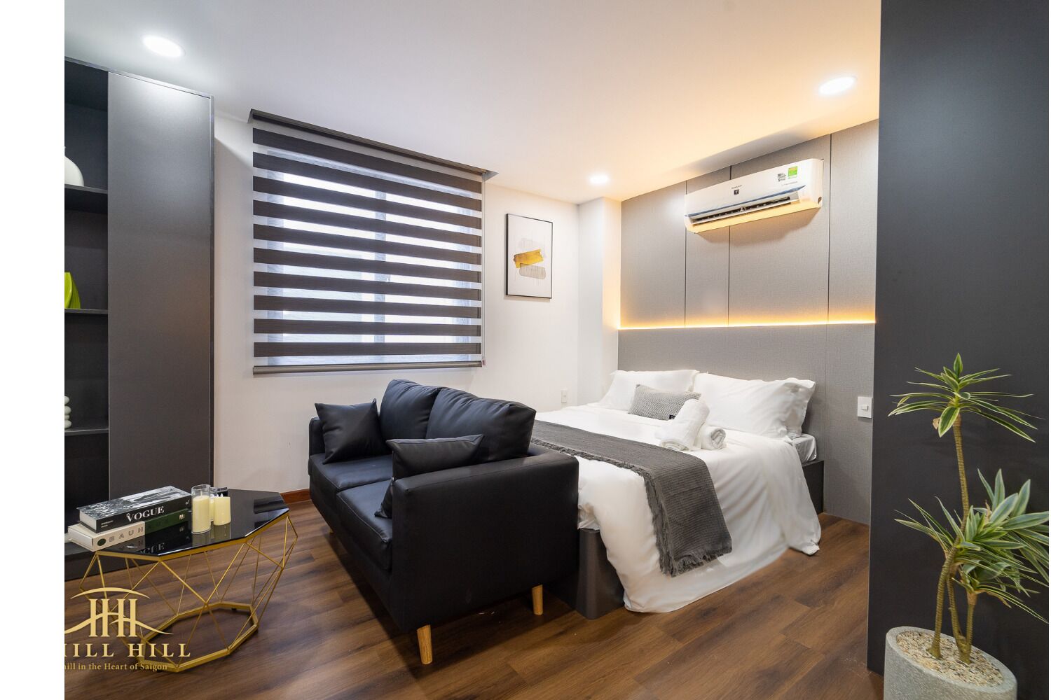 Apartamento superior, 1 quarto | Escrivaninha, espaço de trabalho para notebook, cortinas blackout