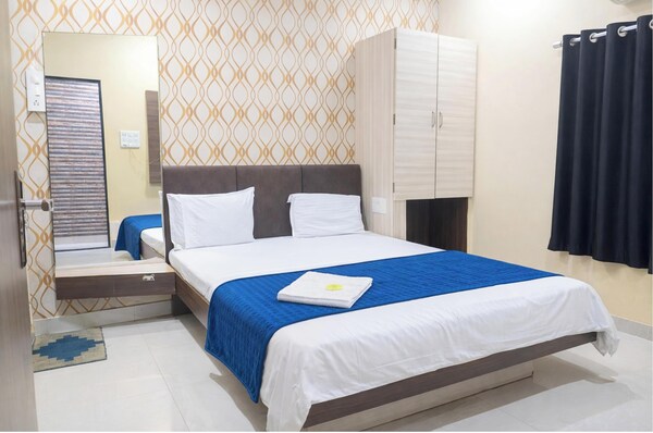 Hotel Mahakal Ashray Ujjain Madhya Pradesh - Ujjain