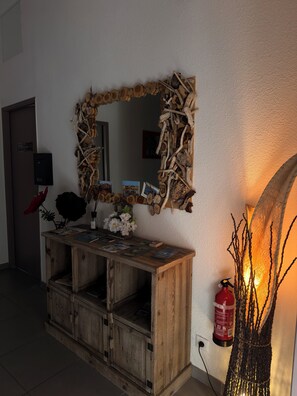 Entrada (vista interior)