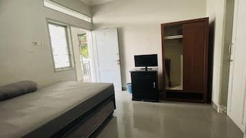 Quarto casal standard | Roupas de cama premium, Wi-Fi de cortesia, roupa de cama