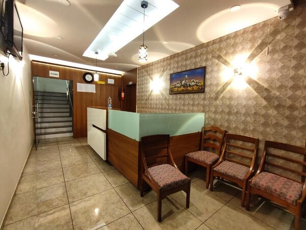 Hotel Pragati - Nandurbar