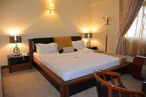Gold Crest Hotel Reviews, Deals & Photos 2026 - Expedia