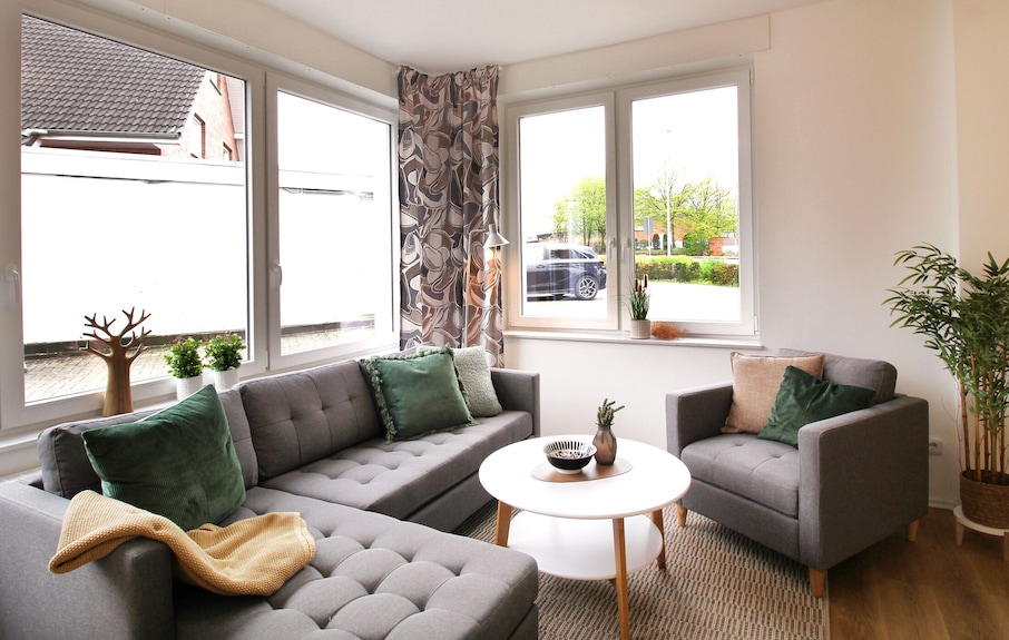 Cozy Apartment In Hagen A.t.w. 8 Min Walk To Natrup-hagen Station. - Tecklenburg