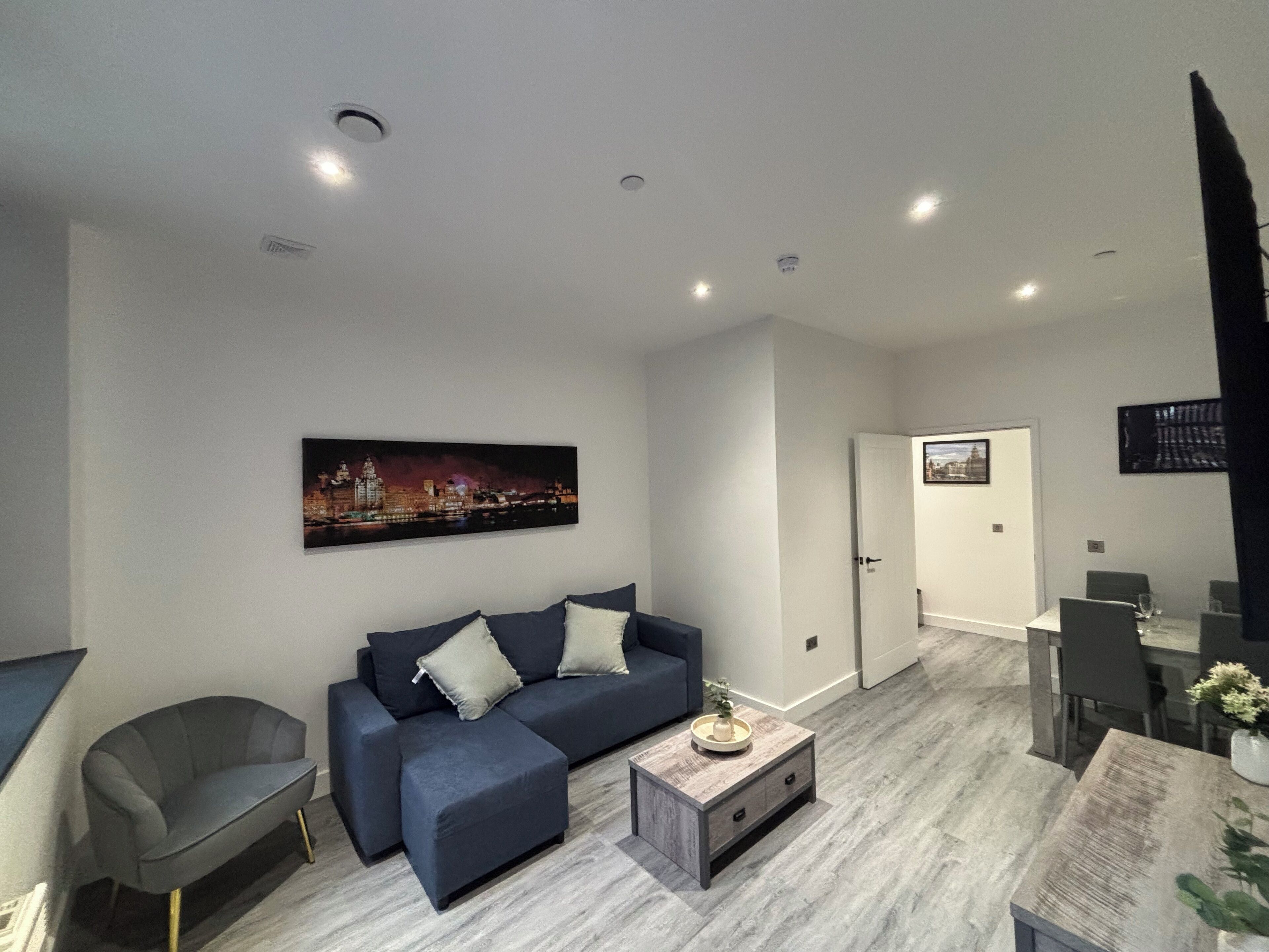 Apartamento Deluxe, 1 quarto, varanda | Secretária, secretária adequada para computadores portáteis 