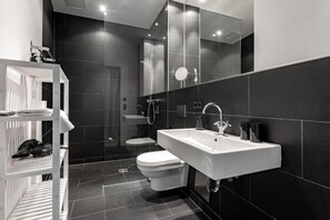 Apartamento Deluxe, cozinha | Casa de banho