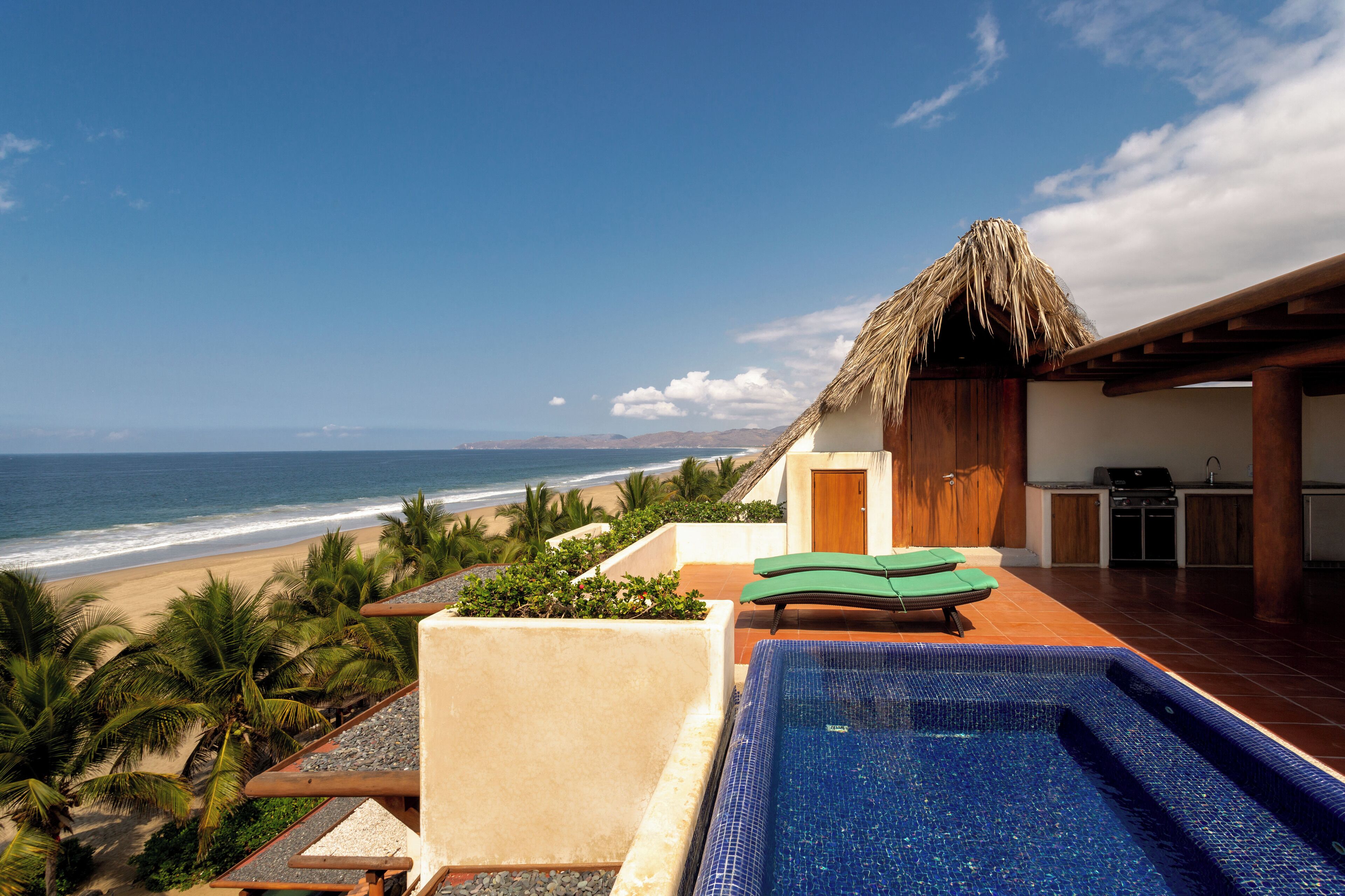 Vista para praia/oceano