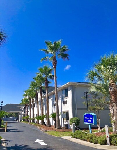 Howard Johnson Inn Tybee Island Savannah Ga