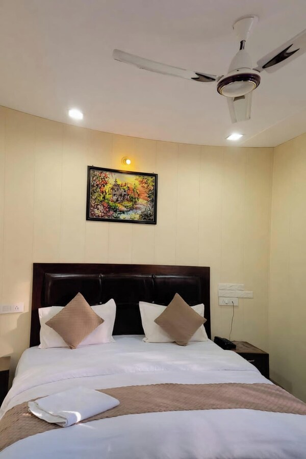 Hotel Laxman Grand - Uttarakhand