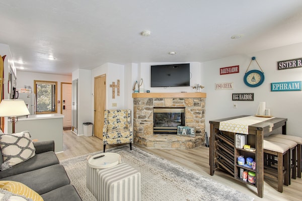 1 Mi To Dtwn Fish Creek! Charming Door County Stay - Egg Harbor, WI