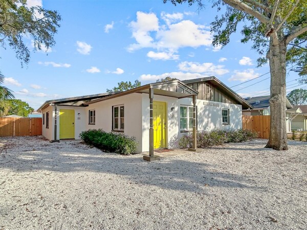 Casa De Campo Duplex Retreat - Tampa