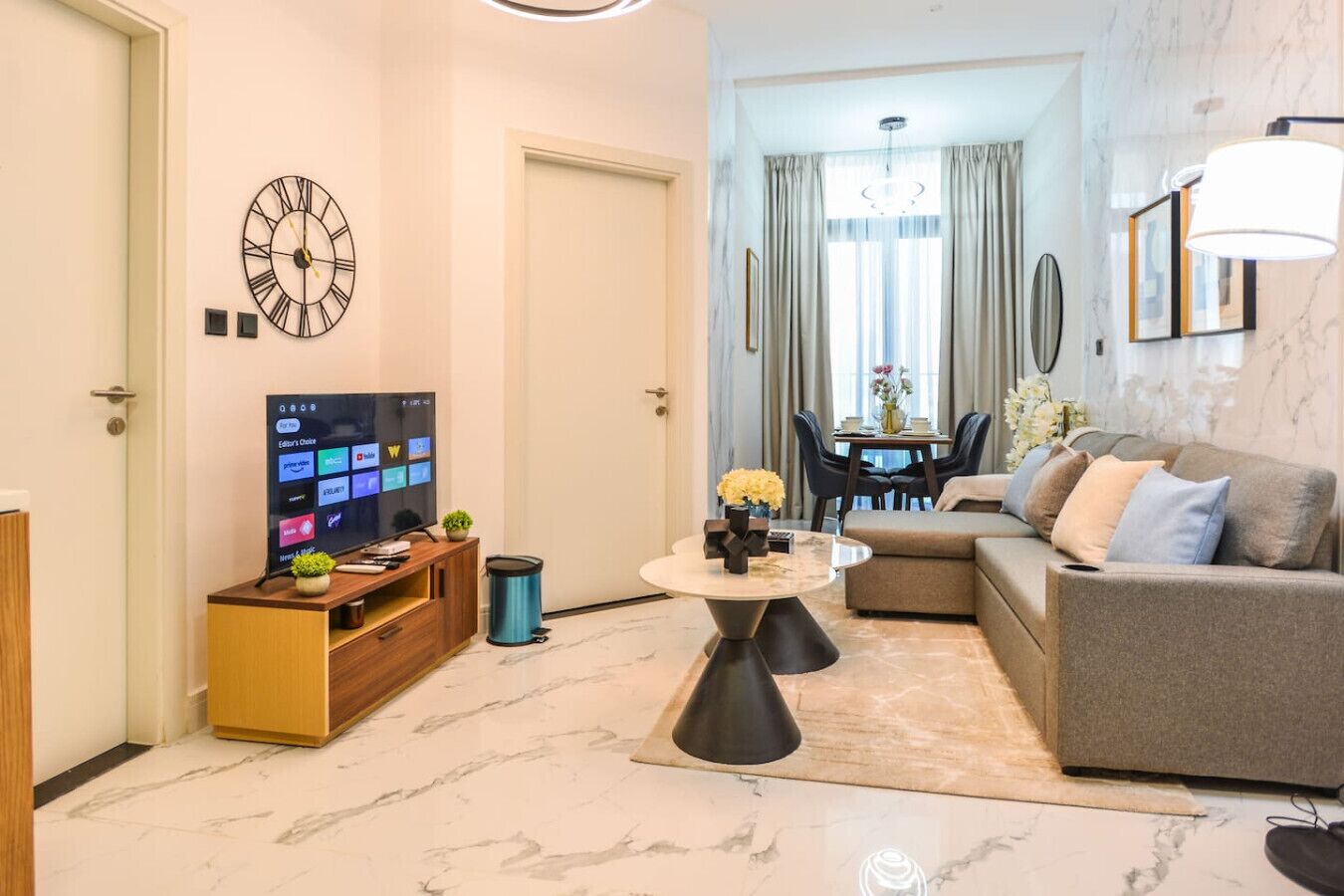 Mariah Vista | Modern 1br Junior With Balcony - Abou Dabi