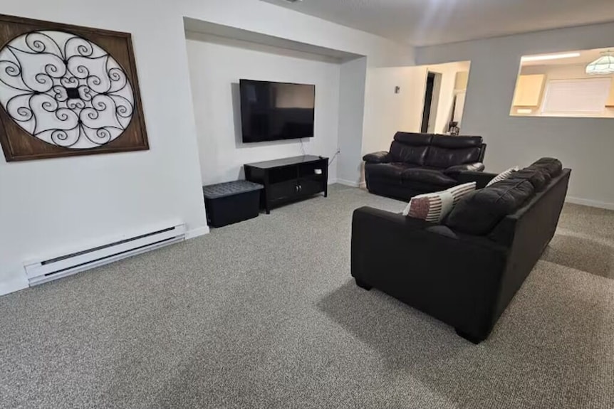 Spacious 2 Bedroom Suite In Quiet Neighborhood - 메이플리지