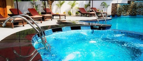 Piscina externa
