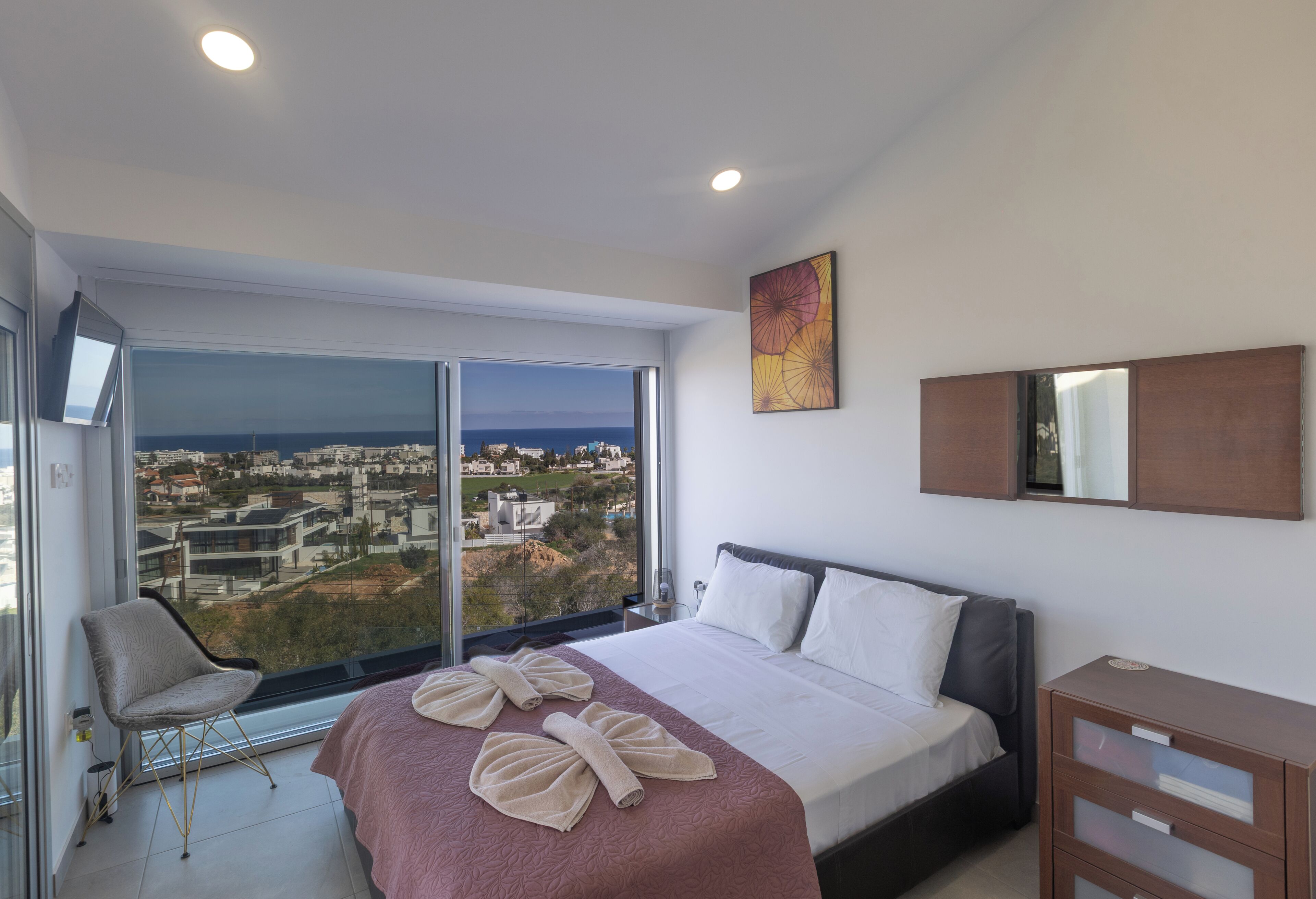 Vila, 4 quartos, piscina particular, vista para a cidade | 4 quartos