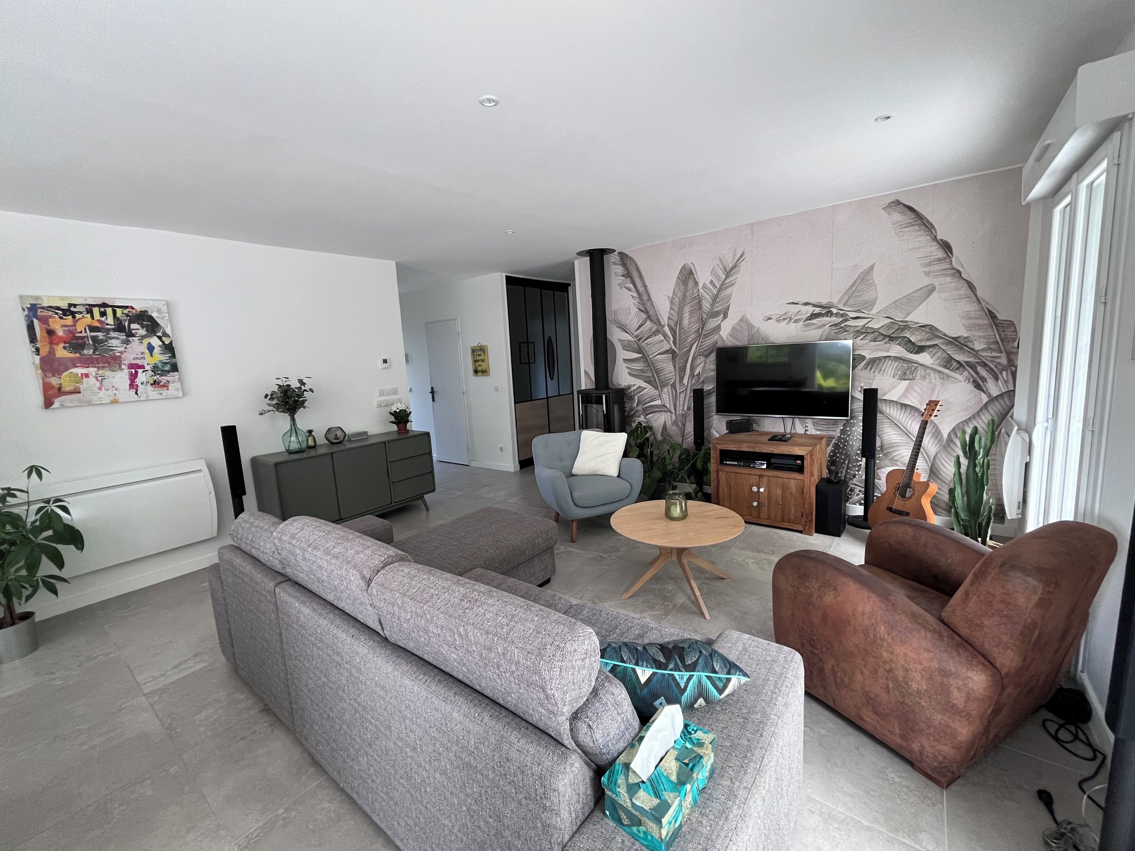 Villa Climatisée Au Calme Avec Piscine Chauffée Et Grande Terrasse. - Tarnos