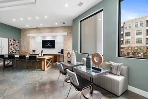 Apartamento, sacada | Opções para refeição
