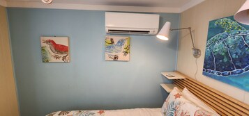 Bungalow, 1 cama queen-size e sofá-cama, aceitam-se animais de estimação, vista para o jardim | Ferro/tábua de engomar, Wi-fi grátis 